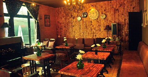 Hướng dẫn 11 bước để mở quán cà phê - Woody Übermensch